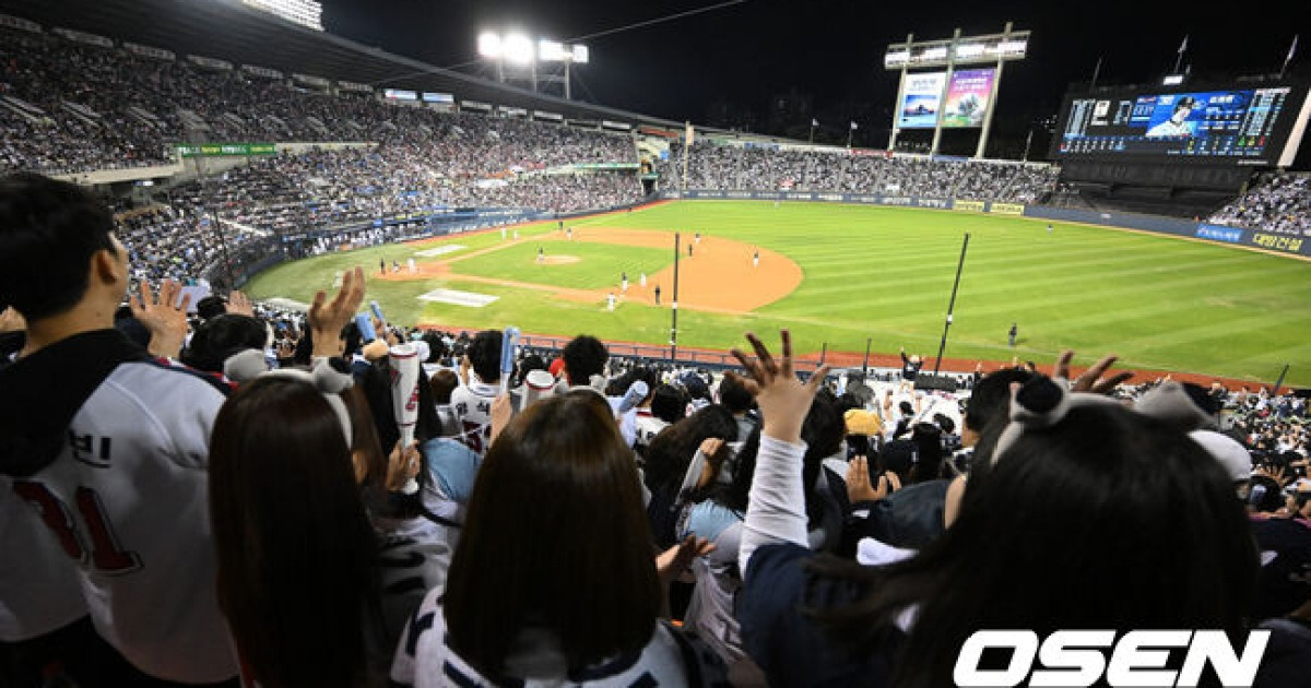 '또 1000만 관중 도전' 2025 KBO리그, 3월 22일 개막전...롯데-LG, KIA-NC, 한화-KT, 두산-SSG, 삼성-키움 개막전 격돌