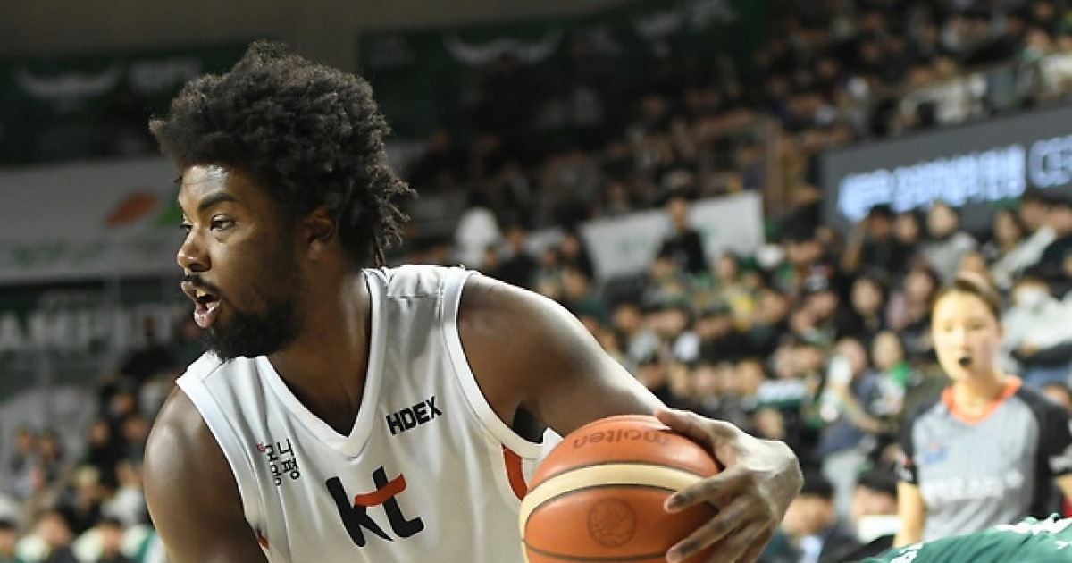 해먼즈-문정현 분전한 KT, 강상재 1Q에 부상 이탈한 DB 제압하고 4위 수성