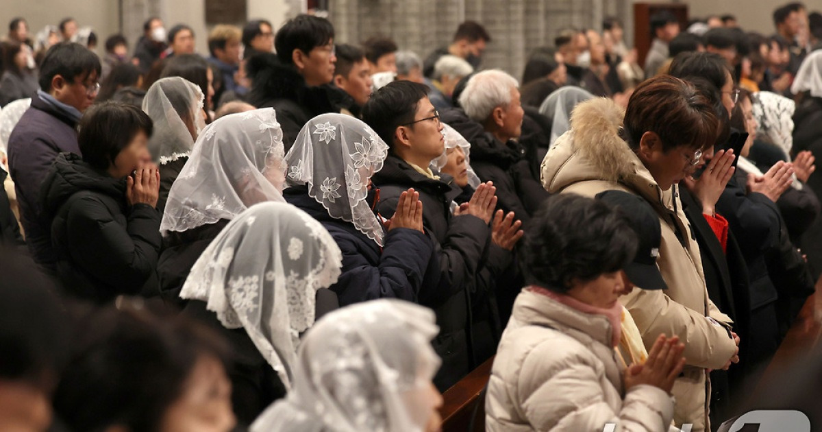 계엄으로 얼룩진 시간 희망 밑거름돼야…대구서 성탄절 미사·예배
