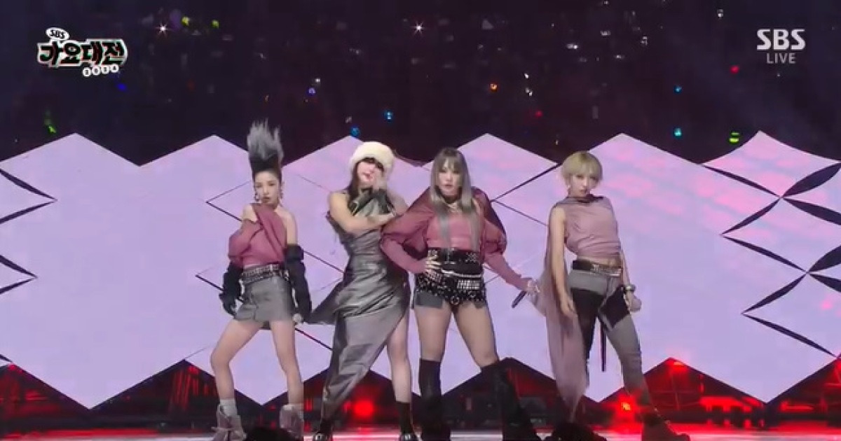 베지터 헤어 산다라박→리즈 복귀 박봄, 2NE1 10년만 무대에 관객 떼창[2024 SBS가요대전]