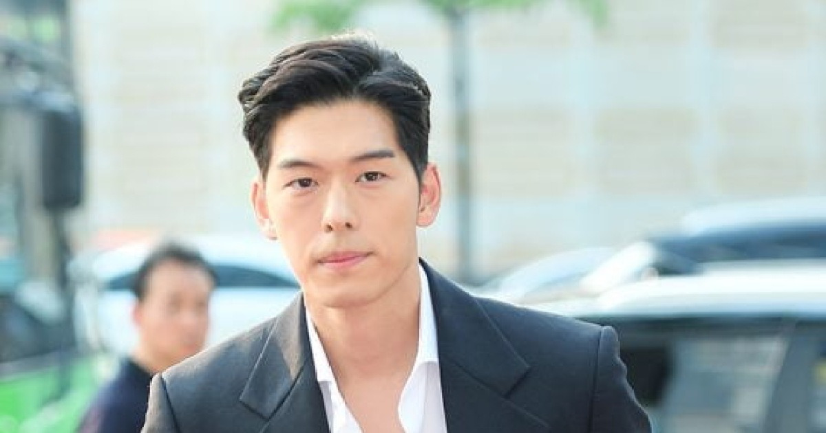 [종합] 유명 셰프, 안성재 때문에 심사 탈락…6개월간 연구, 새 사업 소식 전해('BYOB')