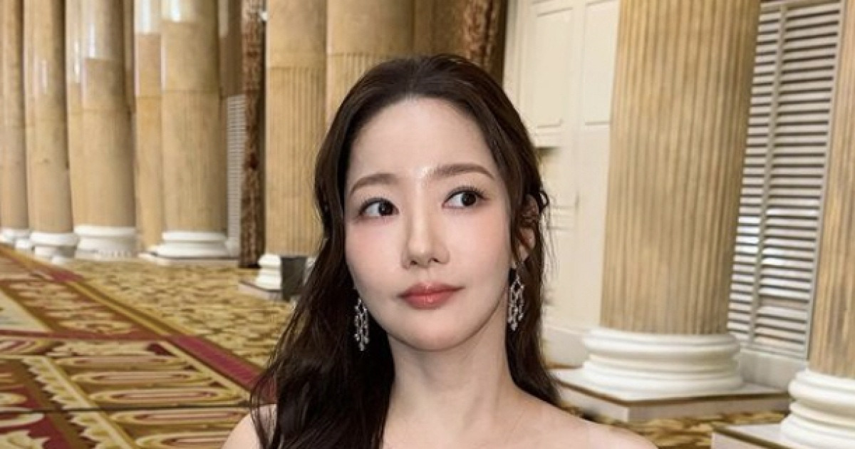 37kg까지 뺐던 박민영, 살 찌우고 글래머 몸매 발산 '여신강림'