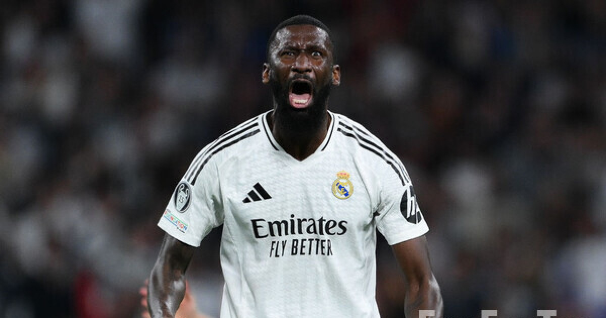 레알, ‘리그+UCL 우승 견인’ 월클 DF 동행 이어간다…“올 여름 계약 연장 논의 가능성↑”