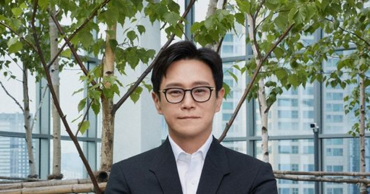 '세븐틴+투어스의 아버지' 플레디스 한성수 대표, 골든디스크 제작자상