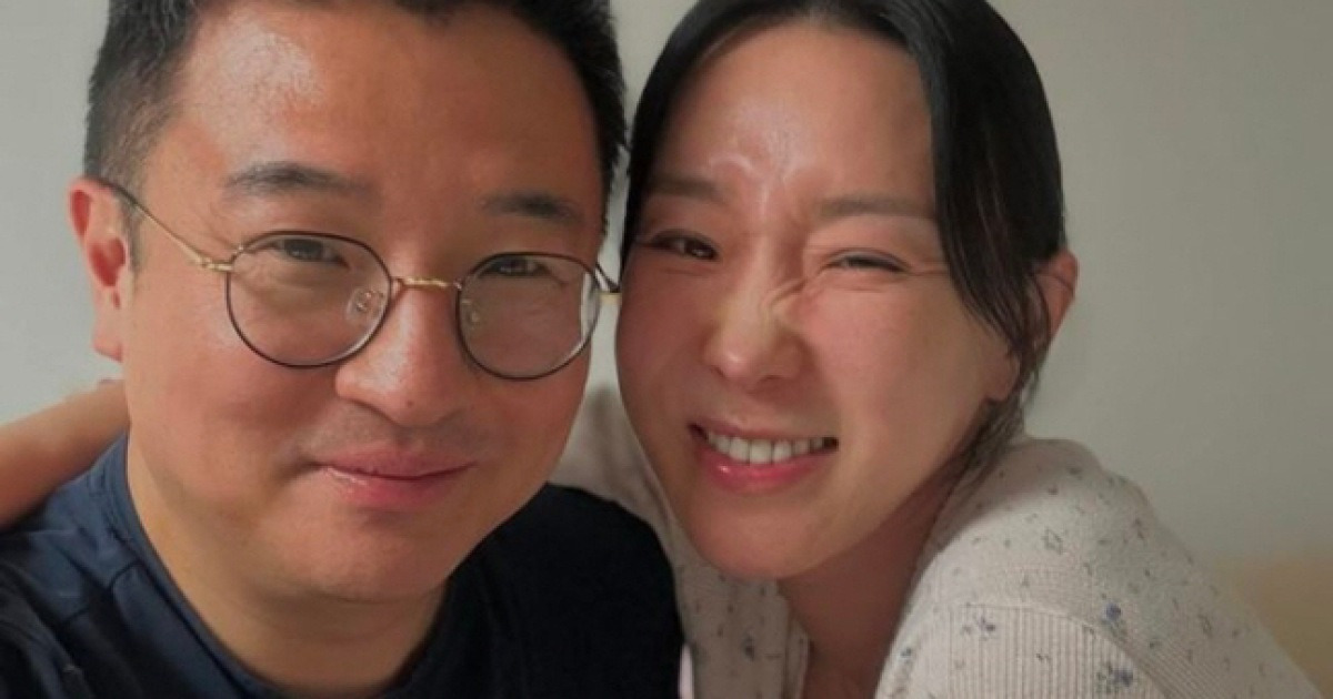 [SCin스타] ‘샵’ 출신 이지혜, 다정한 일상…남편 문재완과 훈훈한 새해