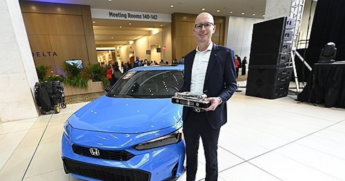 Auto Show Awards