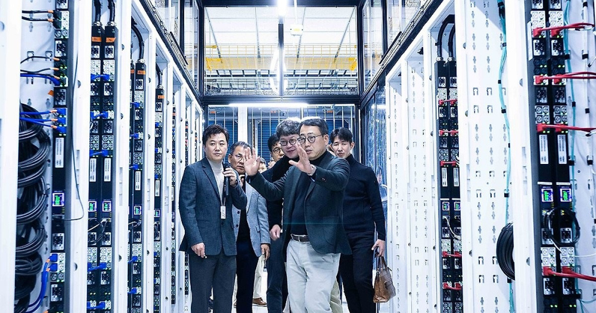 SKT, AI 클라우드 서비스 'GPUaaS' 본격 출시