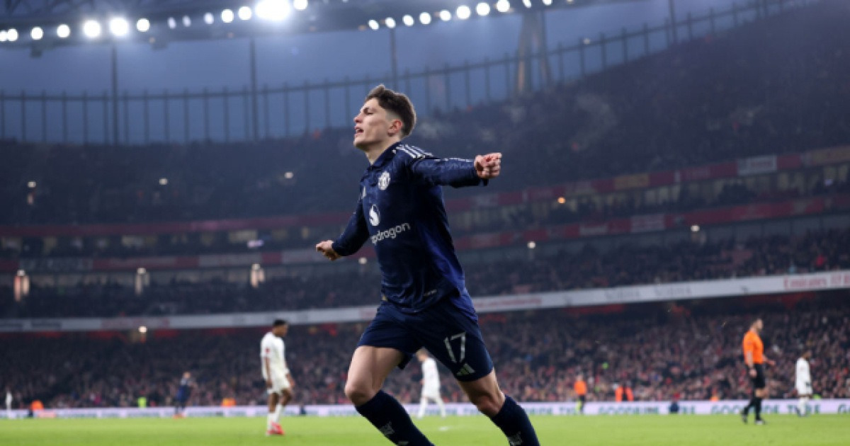 20살 윙어 몸값이 고작 75,000,000,000원→“오타죠?” 팬들 ‘어리둥절’…아르헨 국대 출신 맨유 미래인데→콘테 ...