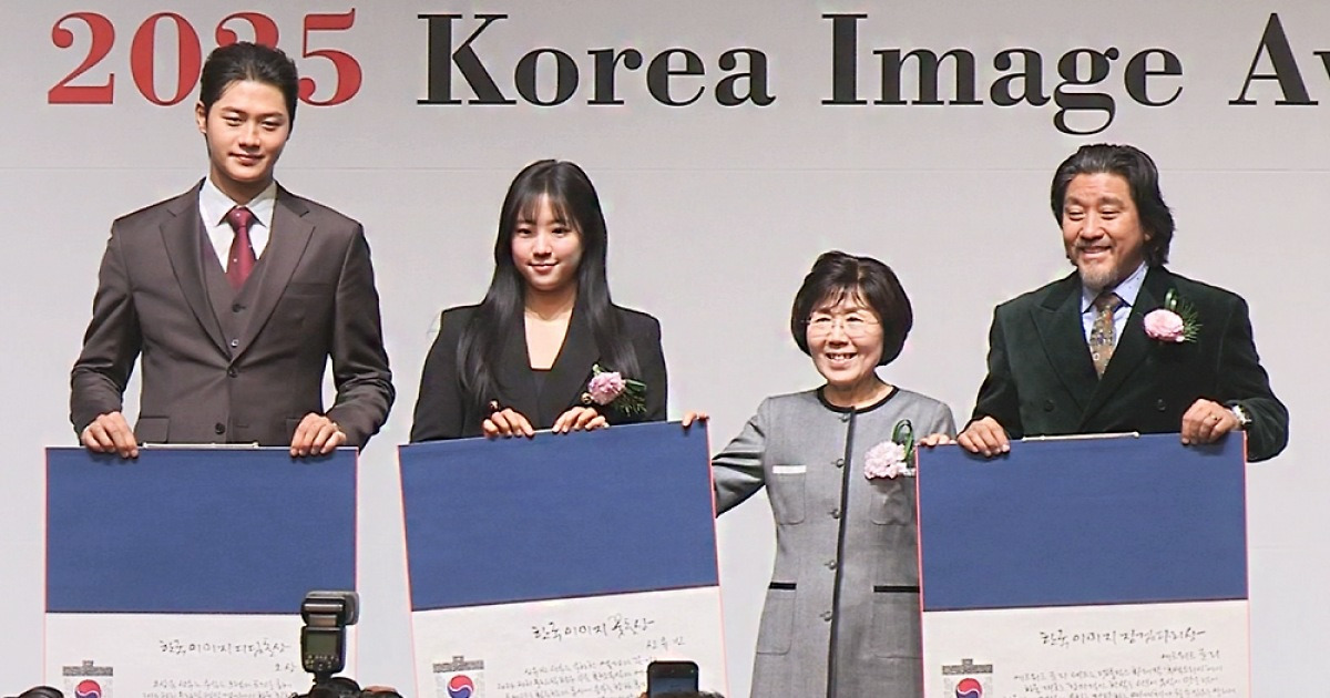 "한국 널리 알렸다"…오상욱·신유빈·에드워드 리 '한국 이미지상' 수상