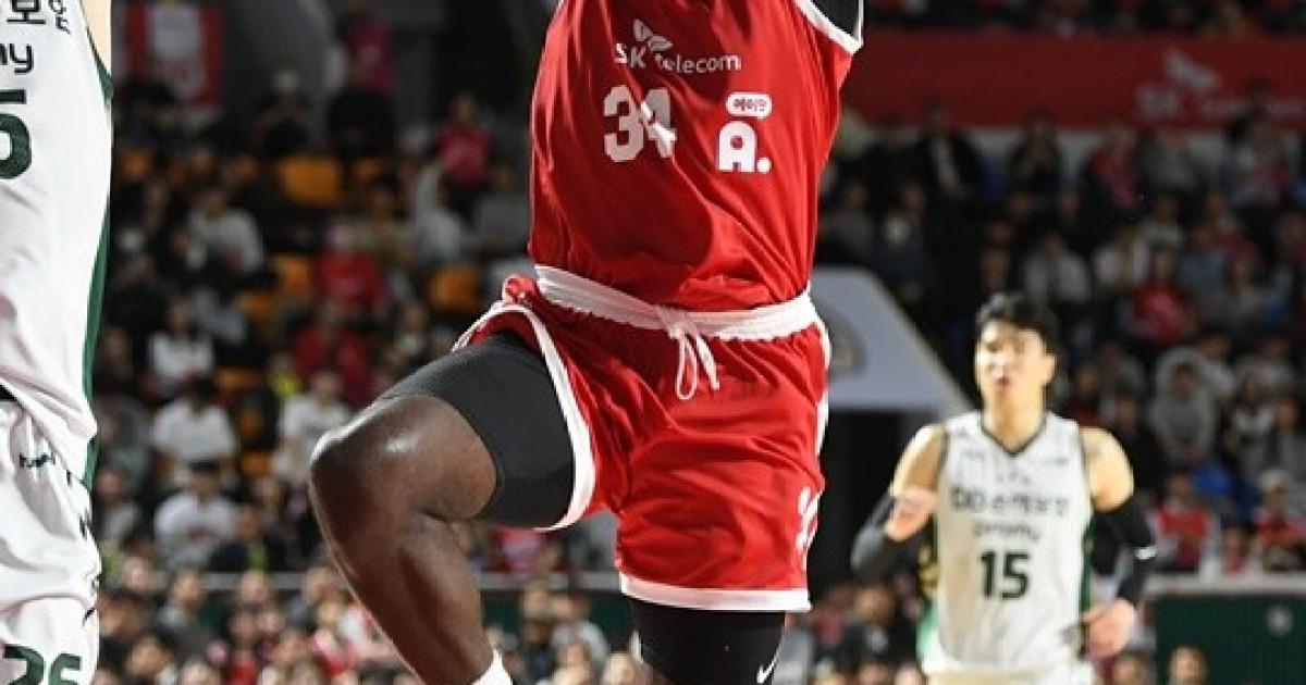 [BK 리뷰] 1Q부터 치고 나간 SK, DB 제압 … 시즌 두 번째 9연승+2위 현대모비스와 3.5게임 차