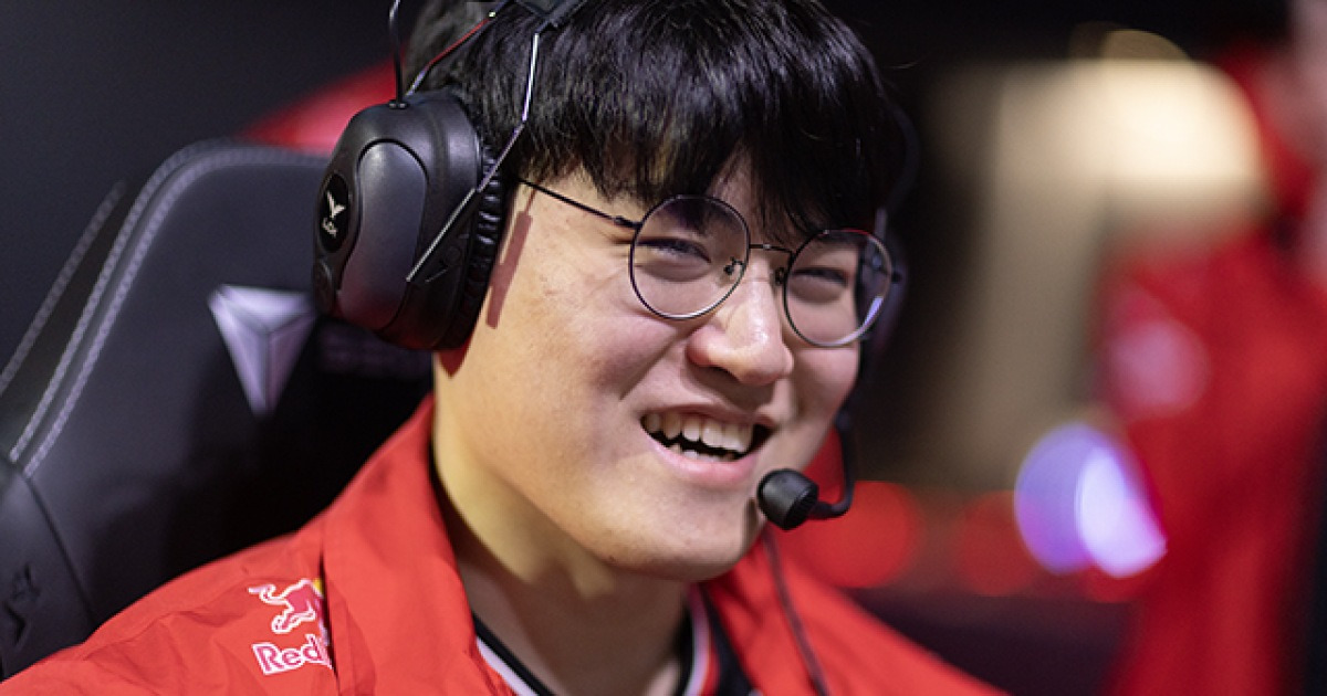 [LCK] T1, DRX 2대 0 격파하고 바론 그룹에 1승 추가해