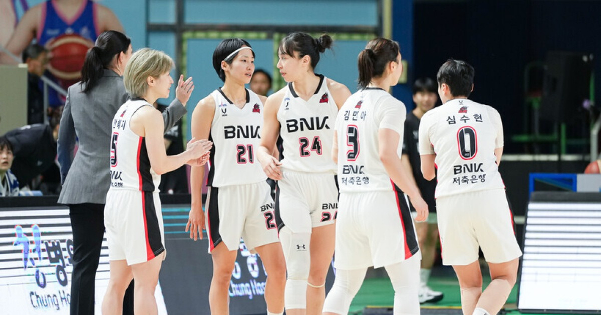 ‘완패 면했지만…’ BNK, 징크스 탈출은 다음 시즌으로…용인 원정 8연패