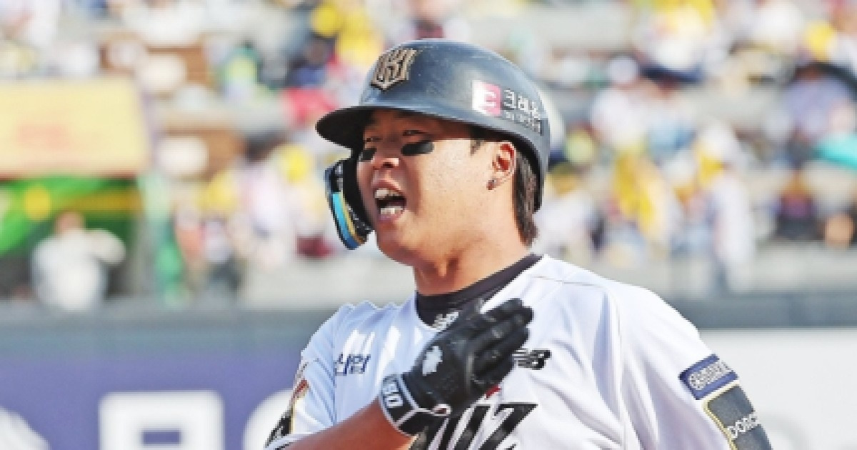 '이빨 감춘' 흰 호랑이 강백호, KBO리그에 남는다?...2025시즌 후 '이빨' 만천하에 드러낼 것, KBO FA