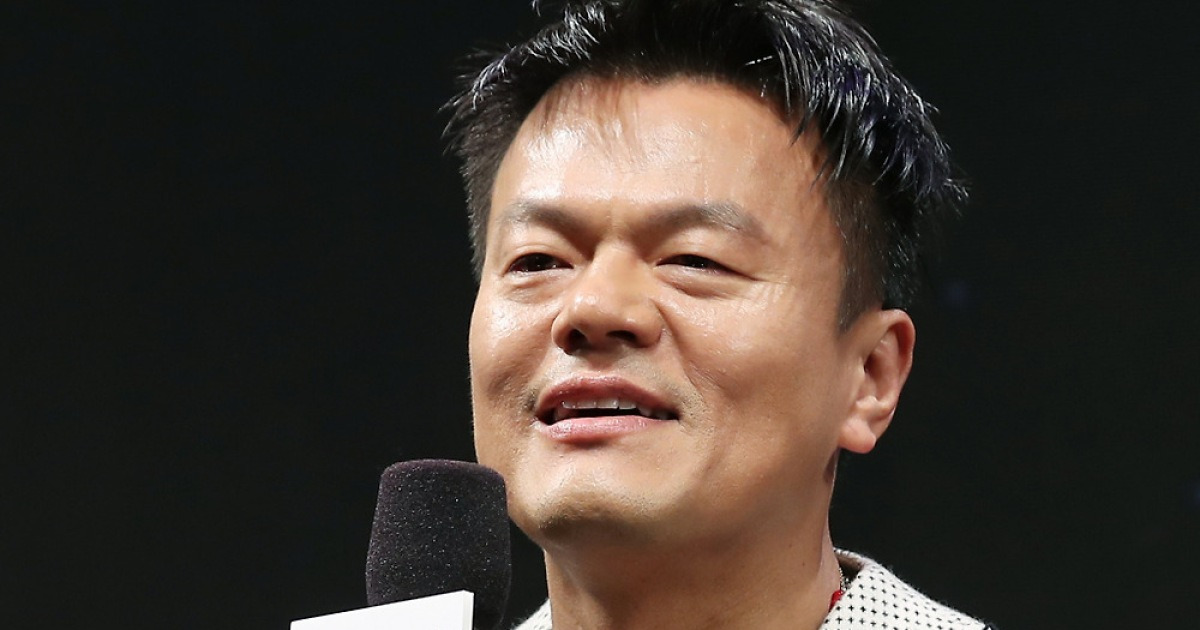 JYP 박진영, 부친상 비보…"마음이 바닥으로 쿵 떨어진 느낌"