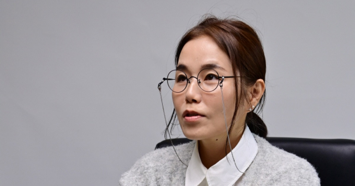 첫 소설 낸 ‘볼로냐상 작가’… “날 설레게 한 건 그림보다 이야기”