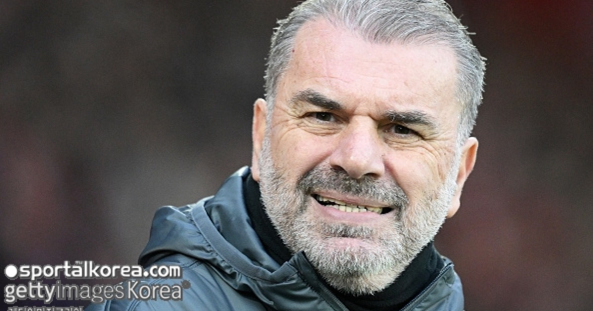 'ANGE OUT!' 포스테코글루, 결국 지휘봉 내려놓는다…"에버턴전 패배 후 경질 논의 시작" (美 매체)