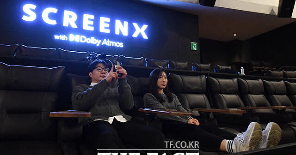'천장까지 화면'...CGV, 4면 SCREENX관 [포토]