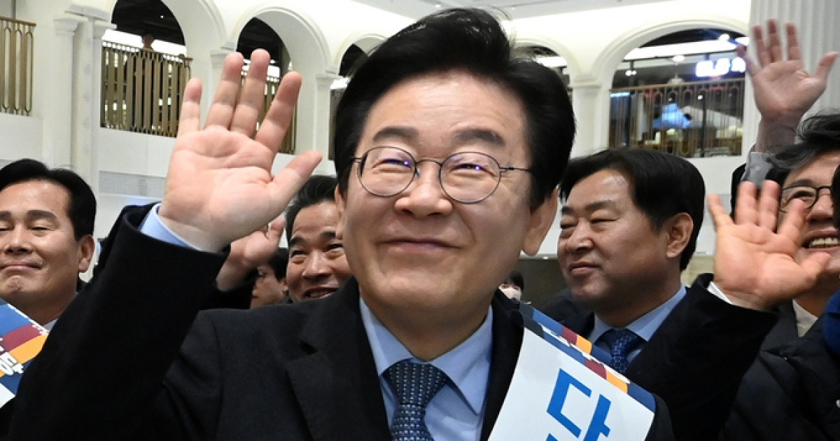 ‘차기 대통령’ 이재명 35% 1위·김문수 14%… 정권 교체 50%·정권 재창출 39% [한국리서치]