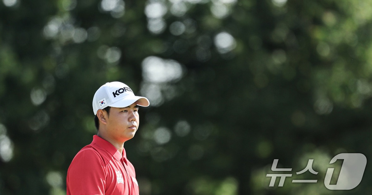 김주형, PGA 투어 페블비치 프로암 2R 공동 4위…선두와 4타 차