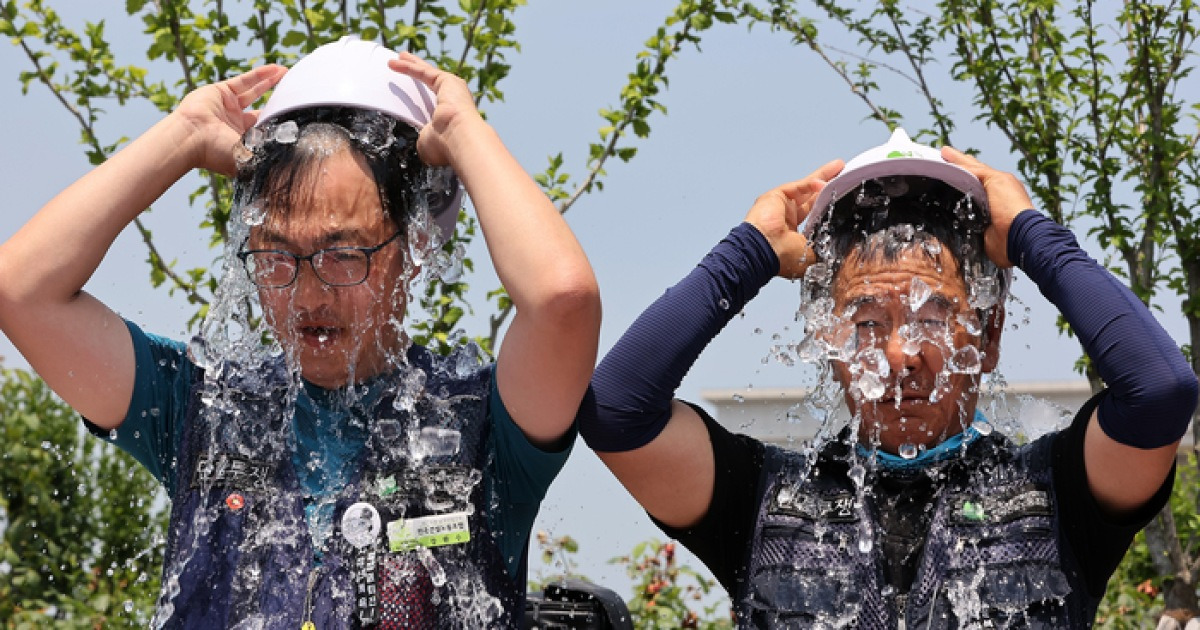 폭염 등으로 일 못한 건설노동자에게 임금 지원…“외국인 노동자는 제외”