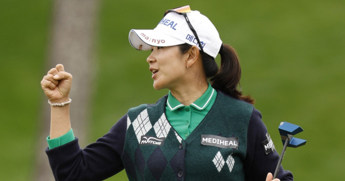 스마일퀸 김아림, 석 달 만에 다시 웃을까...LPGA 3타 차 선두