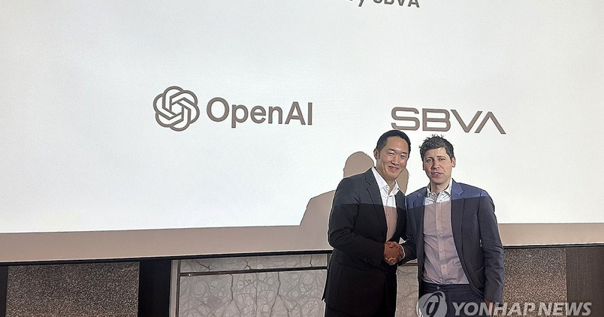 기념촬영하는 이준표 SBVA 대표와 샘 올트먼 오픈AI CEO