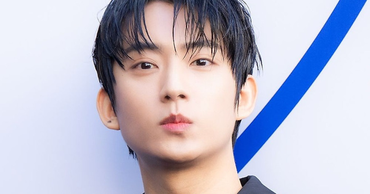 [T포토] B1A4 공찬 '입술이 쭈~욱'