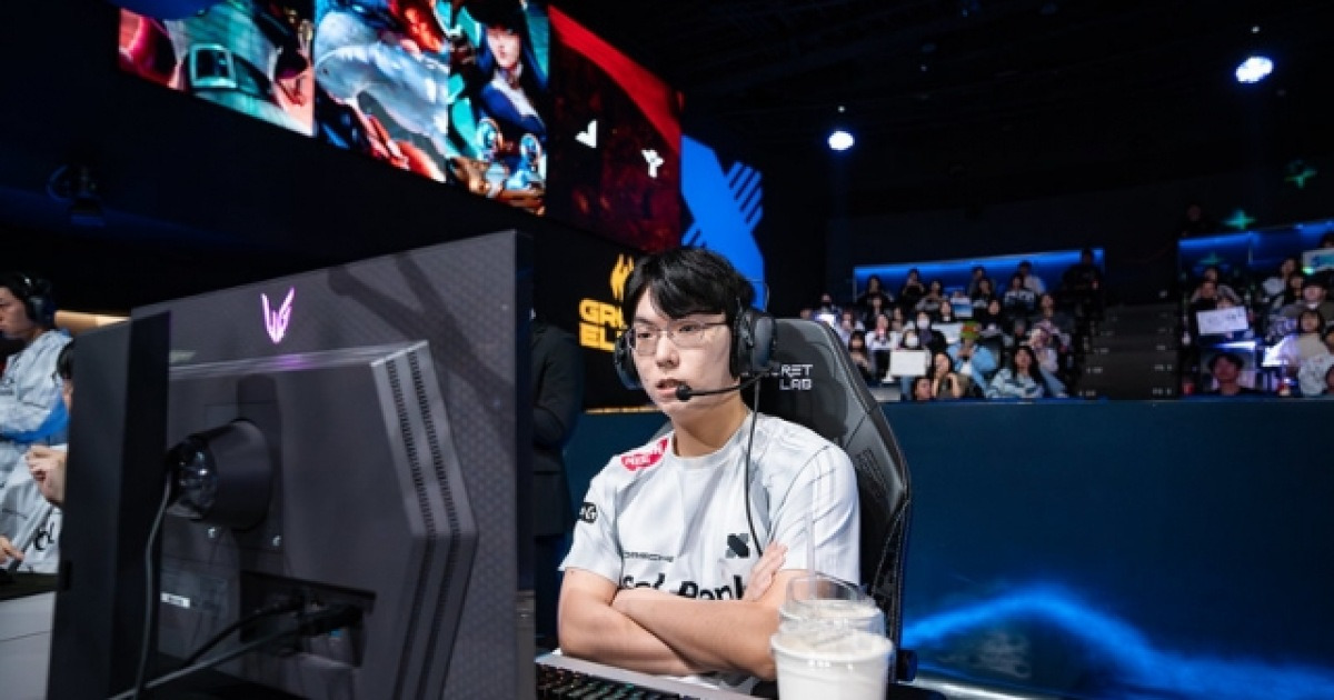 다시 나는 ‘유칼’ 손우현…DRX, 플레이-인 2R 진출