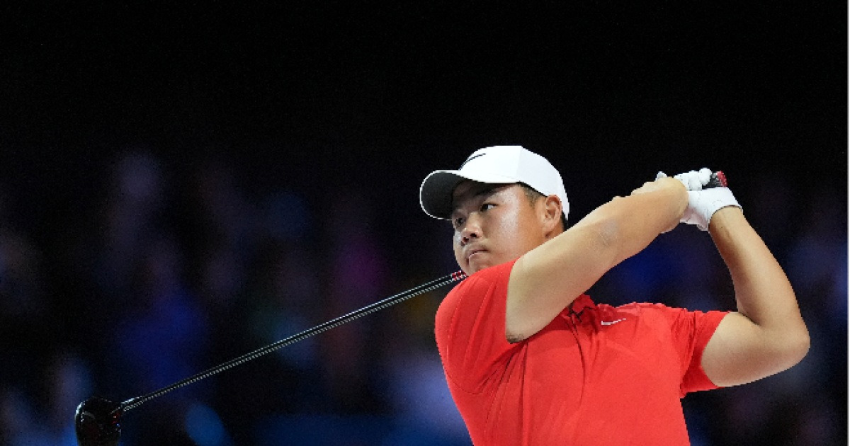 세계랭킹 1위를 제쳤다... 김주형, PGA 피닉스오픈 1R 4언더파 기록···‘셰플러와 맞대결에서 완승’