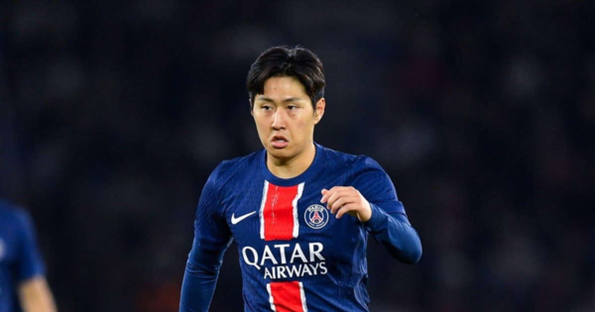 [ligue1.review] '이강인 27분+1050억 흐비차 데뷔골' PSG, 모나코에 4-1 대승...리그 21연속 무패!