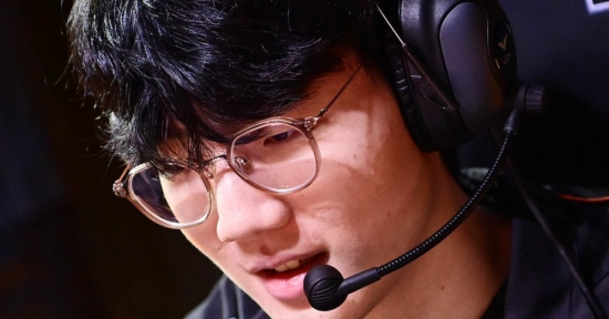 '원딜의 신 바이퍼 '…HLE, 불리한 초반 뒤집으며 1세트 DRX 제압 (LCK컵)