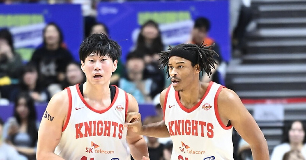 [BK 리뷰] ‘오세근의 4쿼터 지배’ SK, KT 꺾으며 6연승 성공