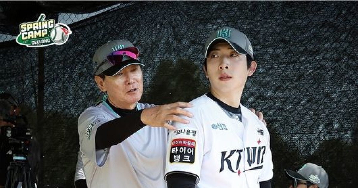 이래서 155km 1차지명 우완 내줬나…“와 볼 죽이네 힘이” 강철매직 감탄 연발, 트레이드 성공신화 보인다