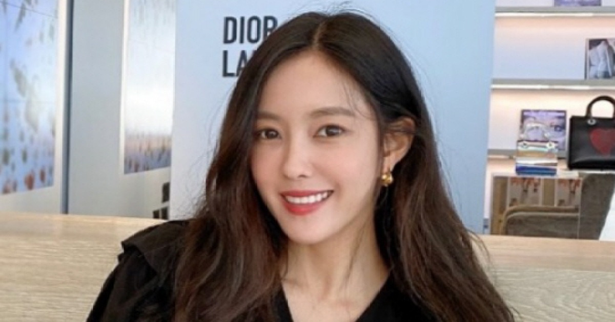 그룹 티아라 효민, 금융인과 4월 결혼