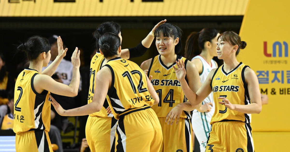 [BK 리뷰] 2Q에 달아난 KB, 홈에서 하나은행 격파하고 단독 4위