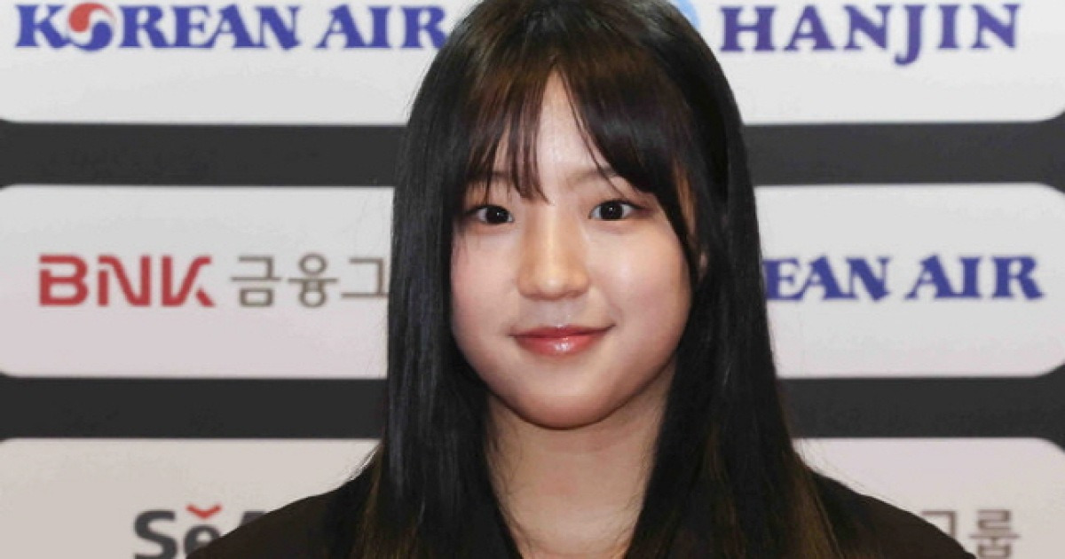 신유빈, 2년 연속 MVP "더 노력하란 의미"... '은퇴 선언' 전지희 우수상·공로상-유승민 체육회장은 특별상 [KTTA AWARDS 현장]