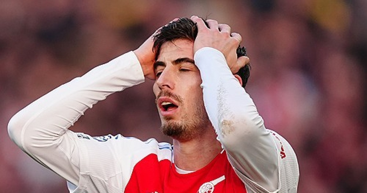 'FW 전멸' 아스널, EPL 2위도 위태위태→올해도 '4위 과학' 증명?