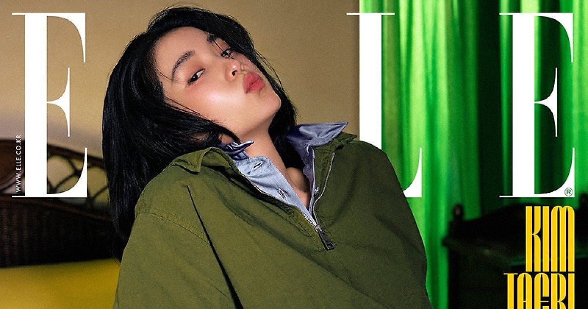 '34세' 김태리, 166cm 46kg이라더니…한 뼘 초미니로 뽐낸 아찔 각선미 [화보]