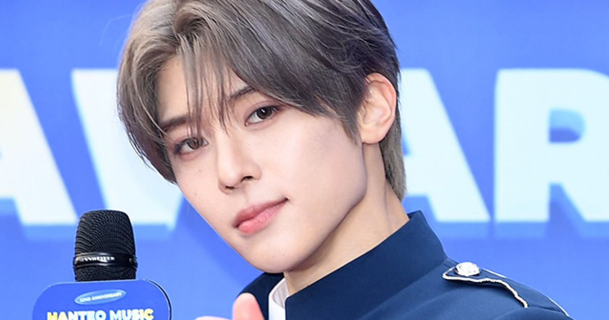 NCT WISH 시온 ‘하트를 받아줘’ [MK포토]