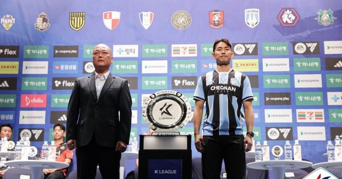 [k2.live] ‘지략가’ 김태완의 자신감, “인천-수원 우승? 축구공은 둥글다”