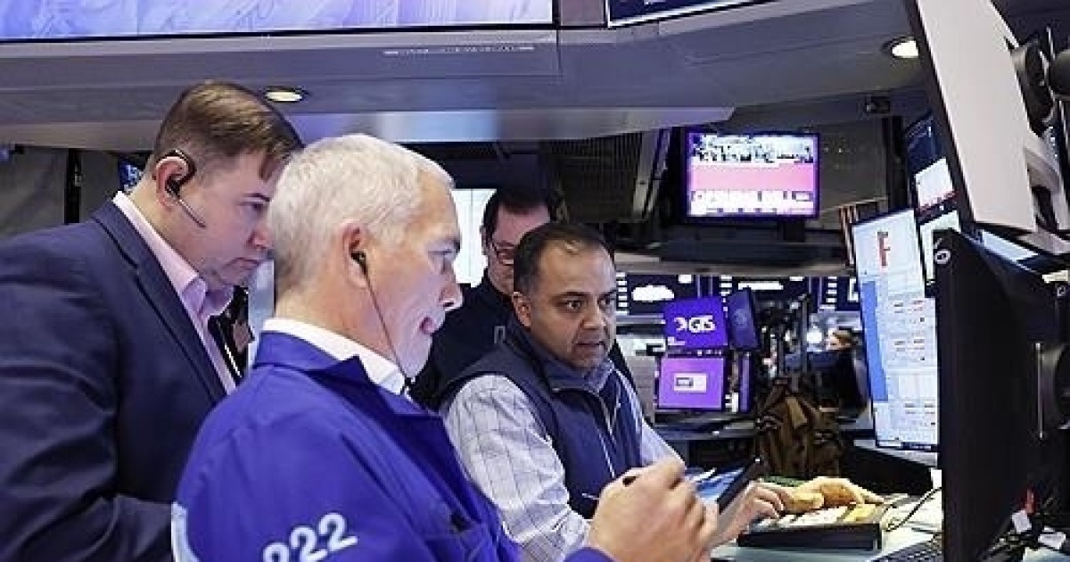 ETF 판 흔든 수수료…VOO '1위' 등극