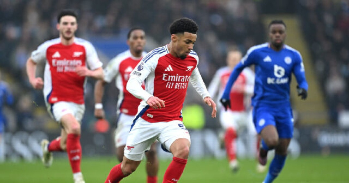 “메시와 똑같다”→17살 윙어, 벌써 루니급 활약→ 홀딱반한 EPL…이번 시즌 3골1AS로 레전드와 어깨 나란히 →‘잠재적 슈퍼스타’칭찬 쏟아졌다