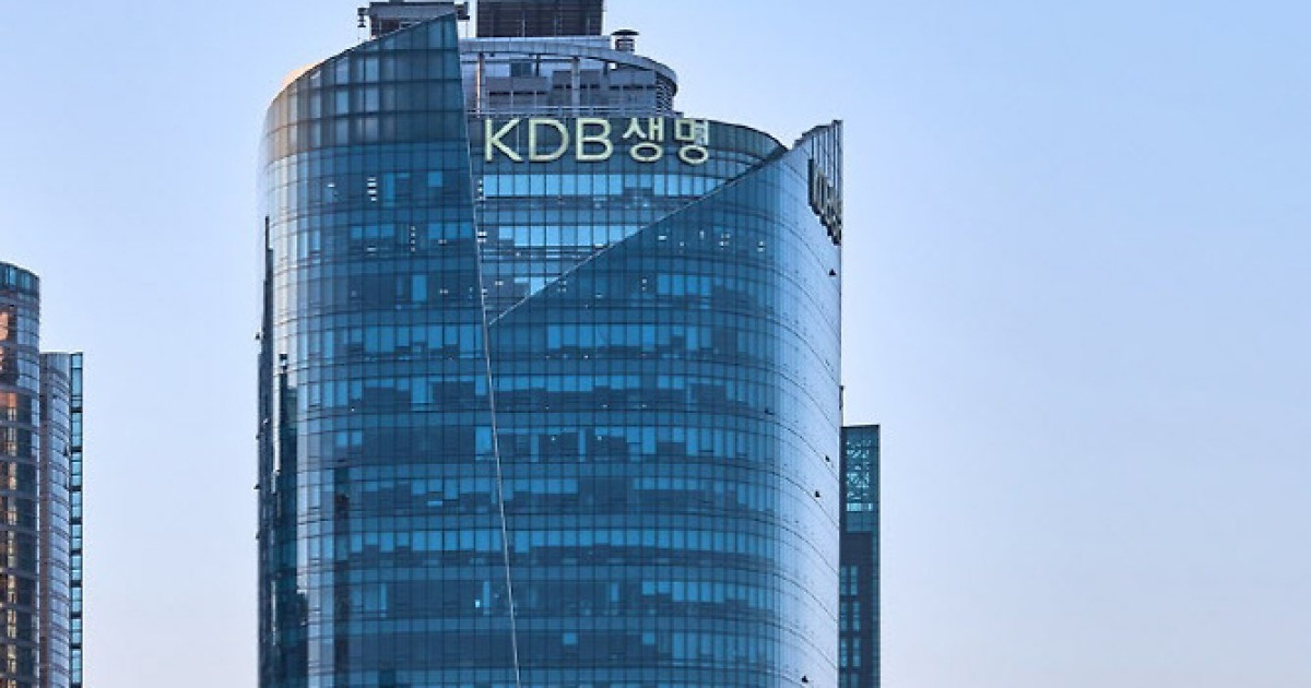 CJ올리브영, 서울역 인근 KDB생명타워 사들인다