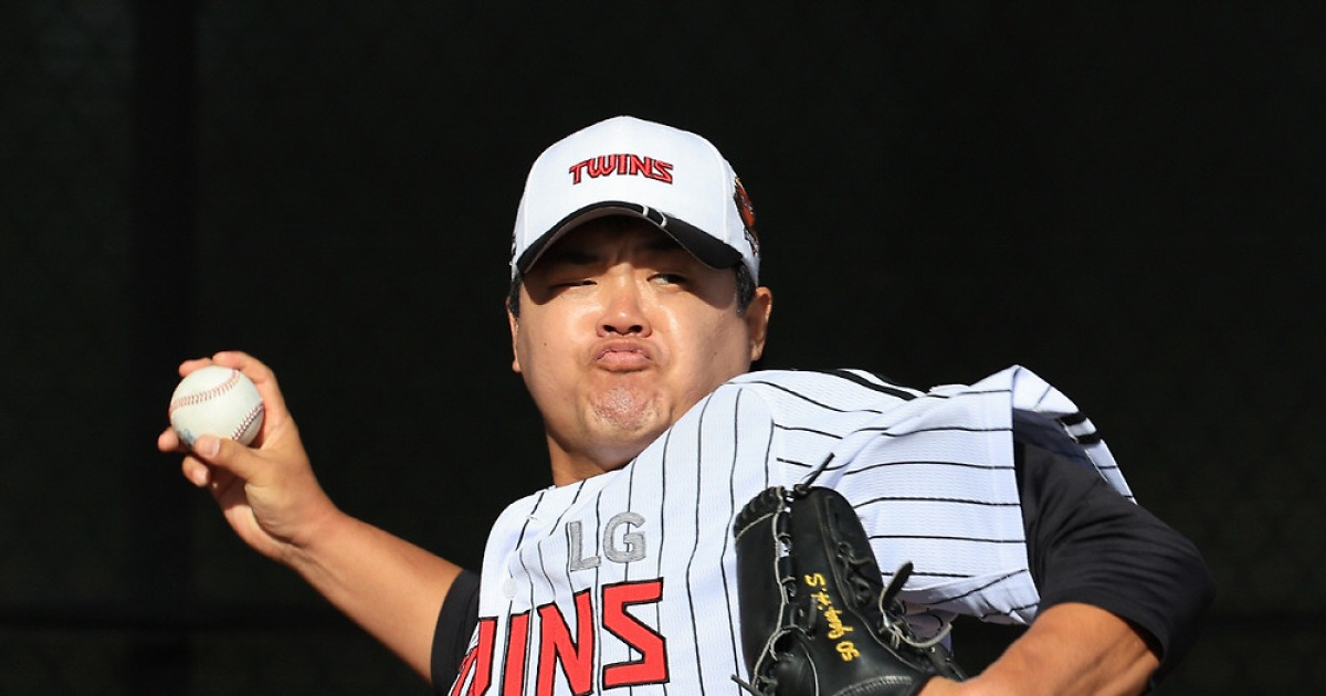 '황당 발목 부상' 52억 FA 시즌초 불투명. 임시 마무리는 누구? 25S 베테랑, 21S FA, 25S 방출생, 홀드왕 출신 미국 유학파, 1초 퀵, 154km 전향파 ...