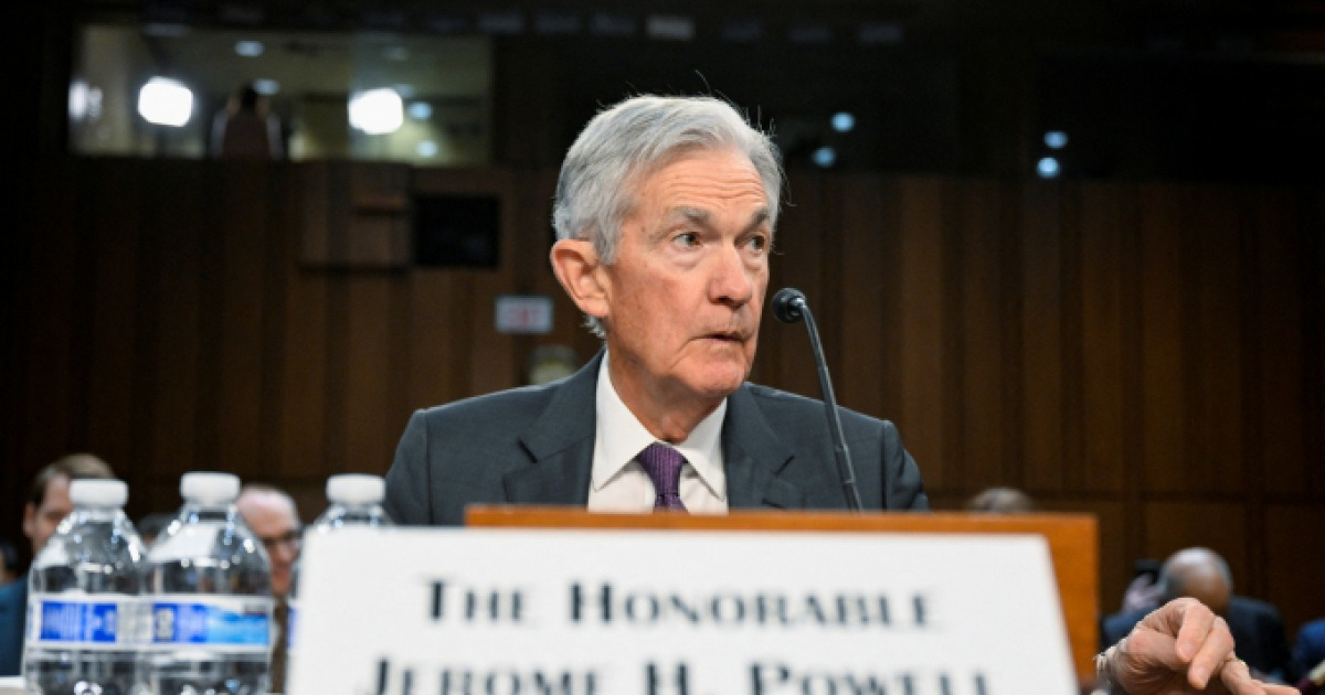 미 연준 FOMC 의사록 "금리 인하 전 인플레이션 더 완화돼야"