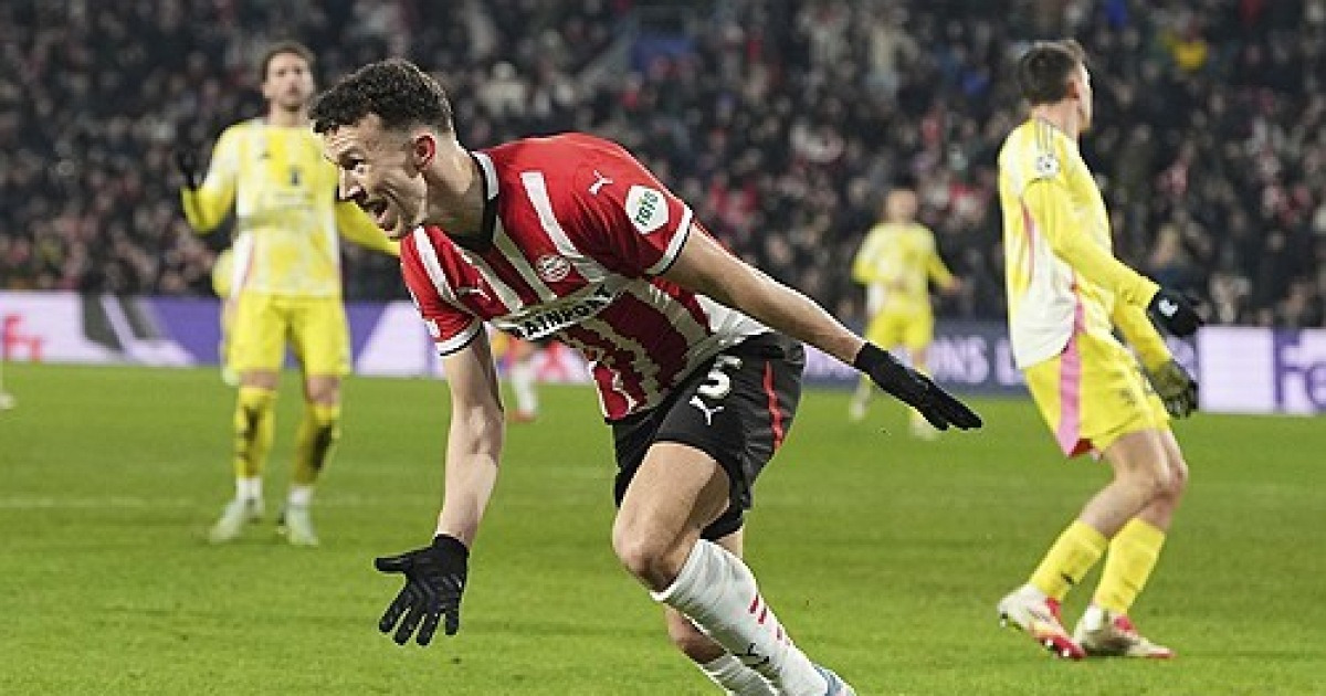 토트넘 봤나? 페리시치 2G 연속골 미쳤다!…PSV, 거함 유벤투스 무너트리고 16강 기적! [UCL 리뷰]