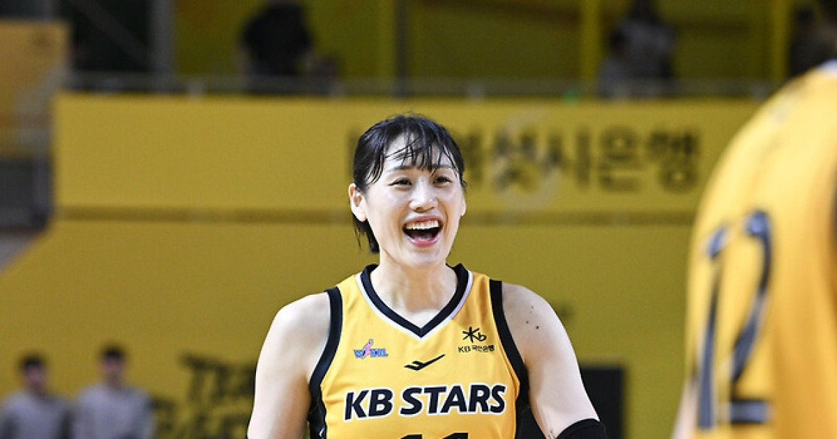 [WKBL 6라운드 리뷰] 헌신한 ‘에이스’ 강이슬 – KB의 복덩이 나가타 모에