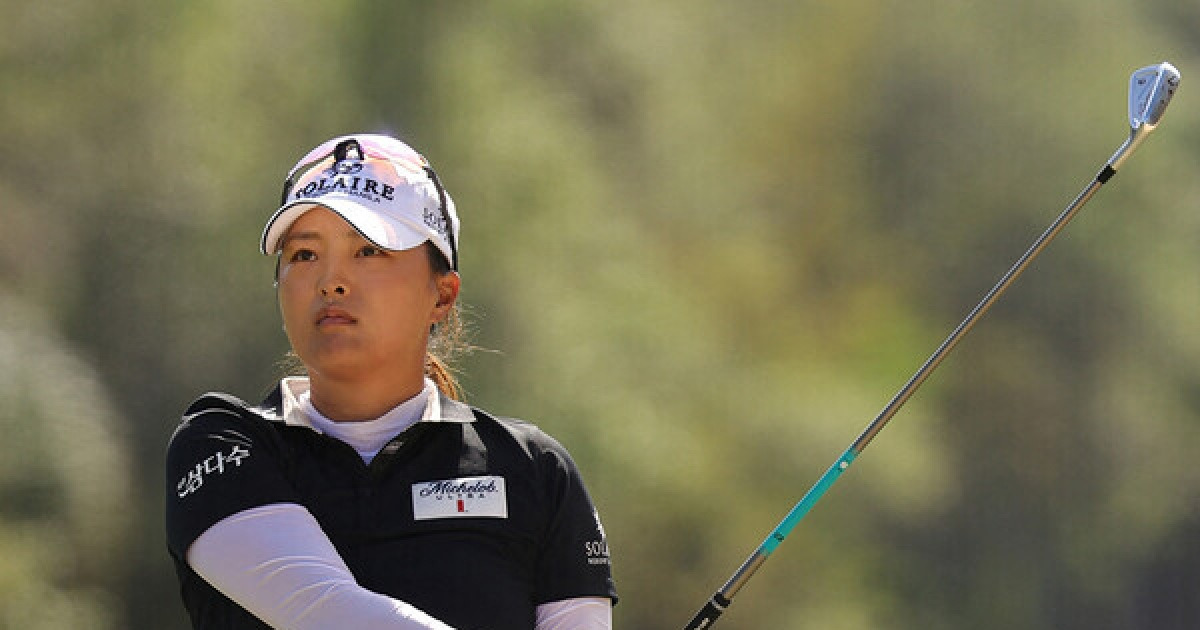 잘 나가던 고진영, 그린에 발목 잡히나? [LPGA]