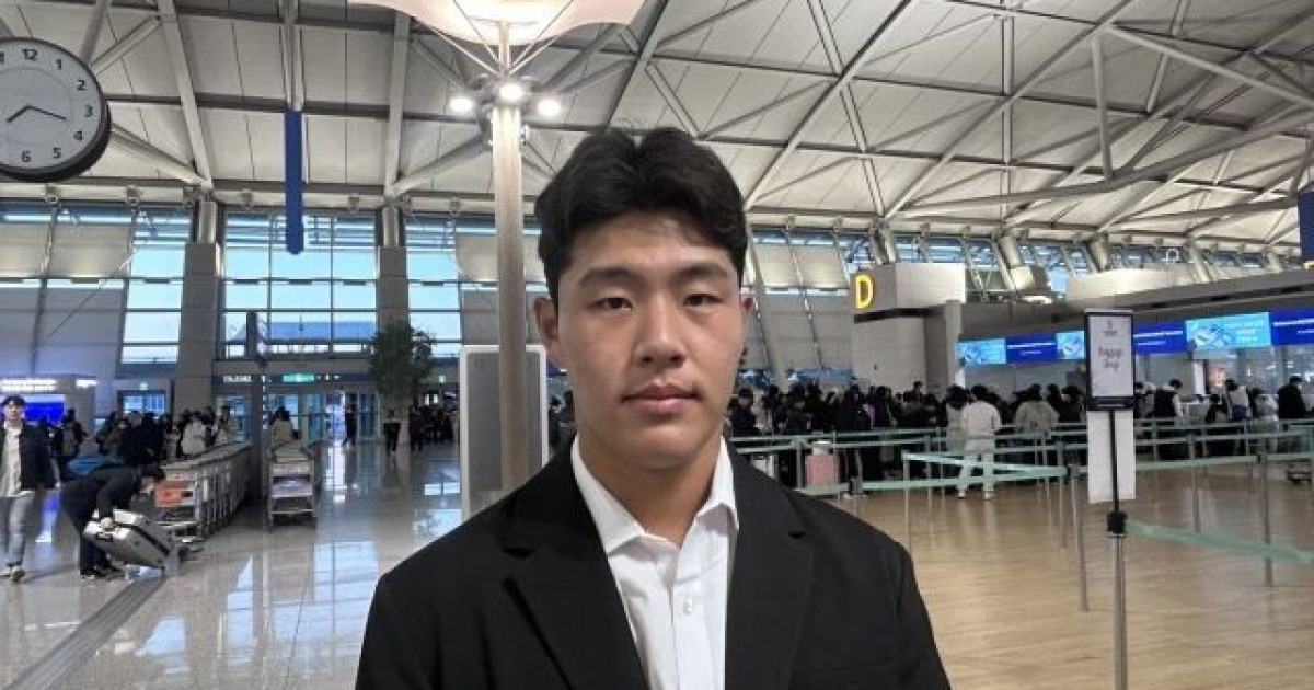 "스윙하고 당황을" 157km K-머신 강속구에 깜짝, 프로는 이런 곳…SSG 19살 대형 신인 포수, 그래서 더 설렌다