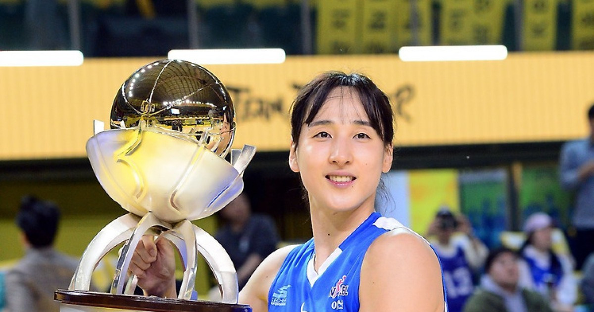 우리은행 김단비 MVP 유력-신인상은 치열한 3파전…WKBL 정규리그 시상식 24일 개최